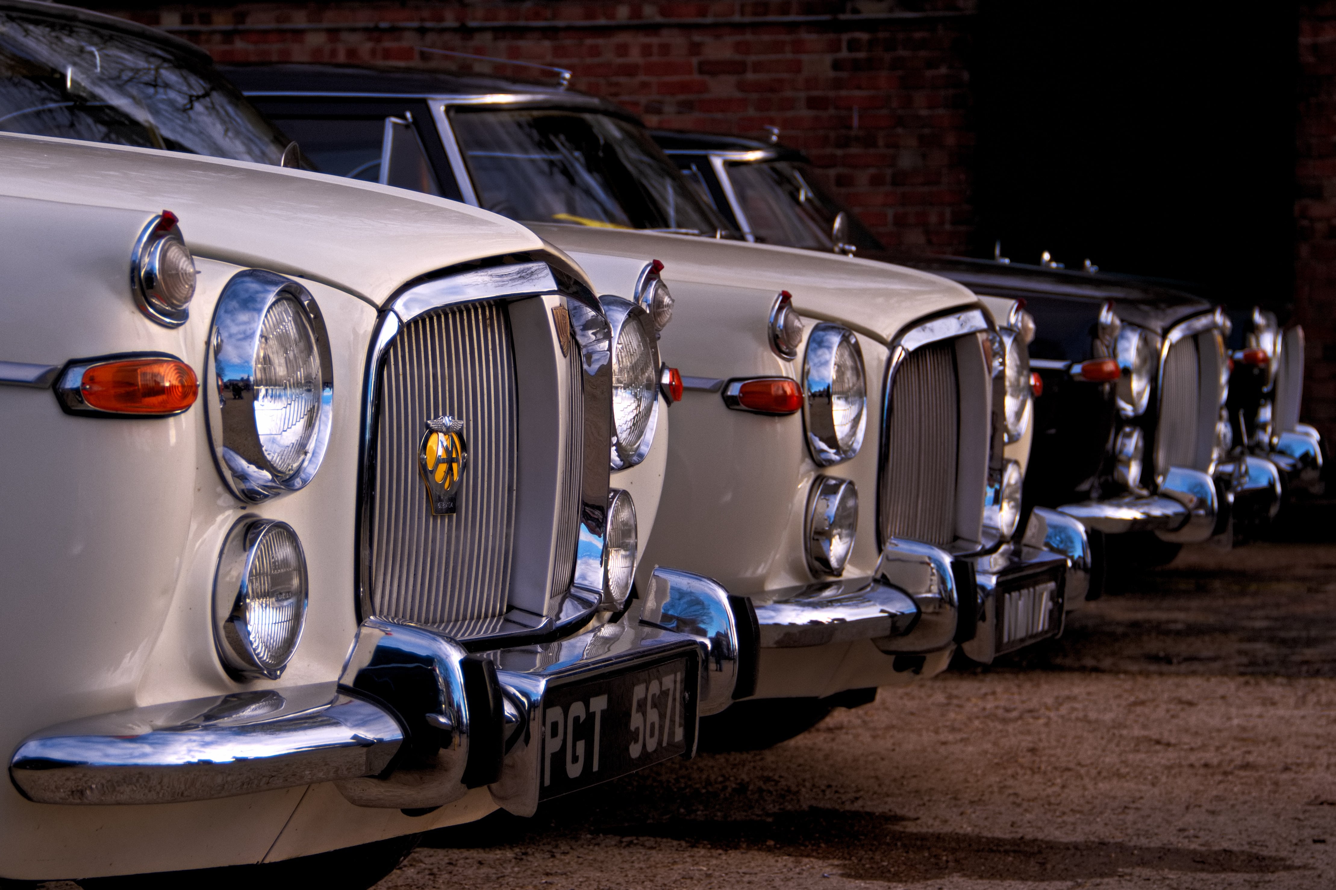 Gallery - John Finlay Motors Ltd